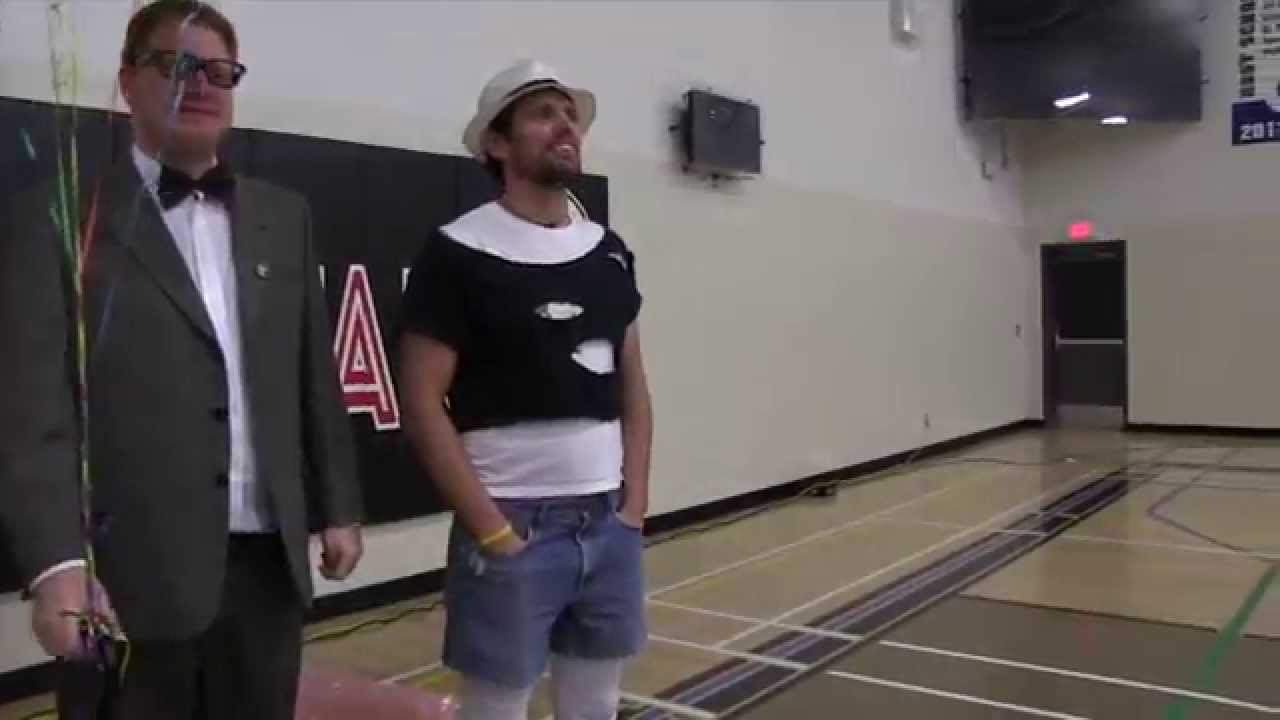 Halloween Costume Judging and Contests - YouTube