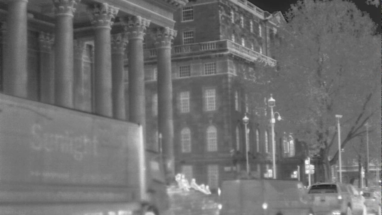 640X480 Street in London - YouTube