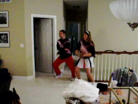 SNL Spartan Cheerleaders "Perfect Cheer" - YouTube