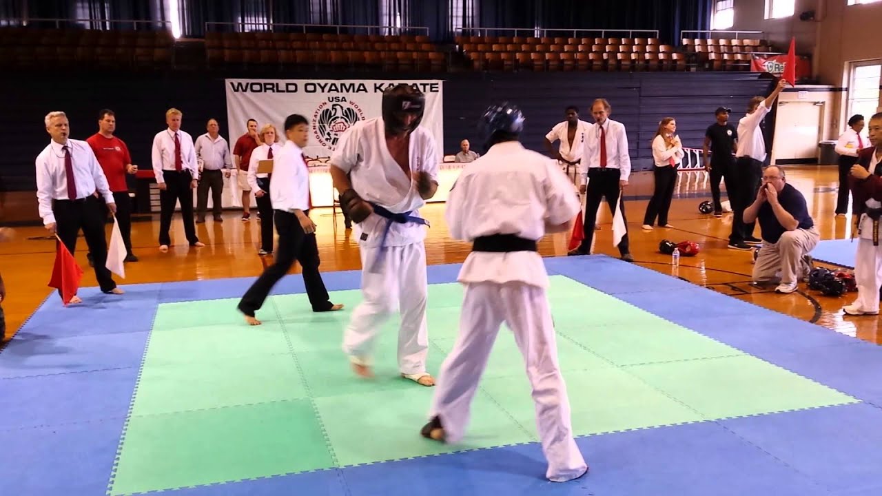 Wade Thompson 2nd fight World Oyama Birmingham Al - YouTube