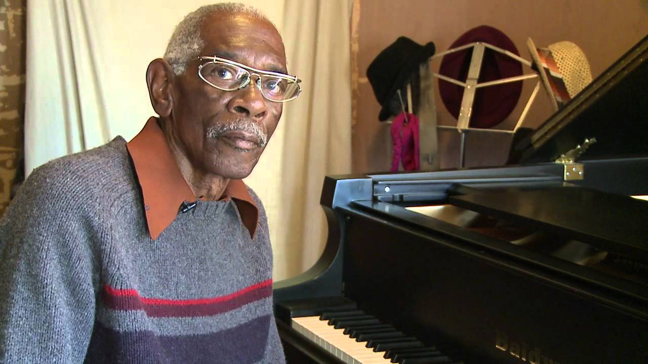 Daniel Jackson - YouTube