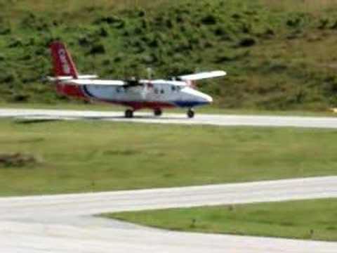 Plane Landing in Montserrat - YouTube