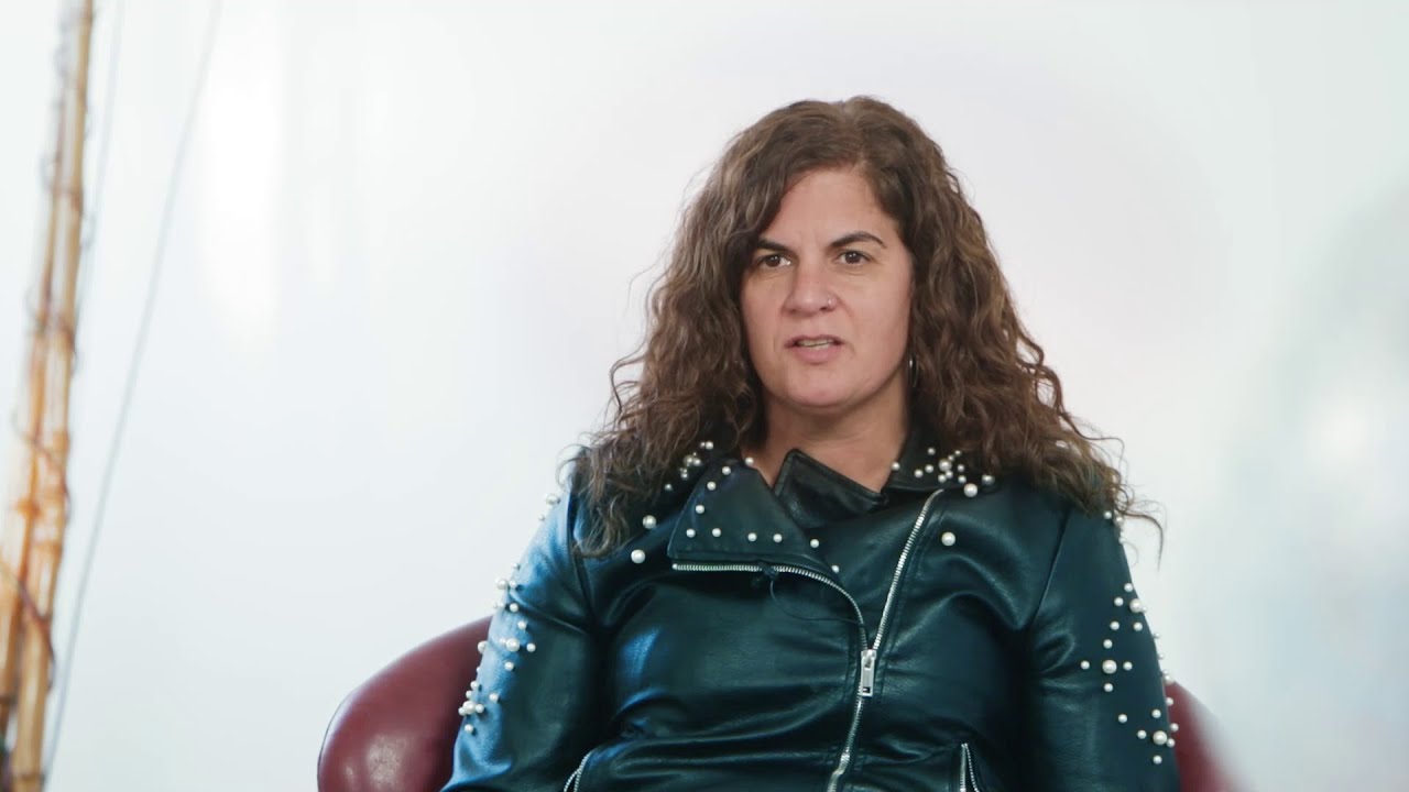 Laura Benitez - YouTube