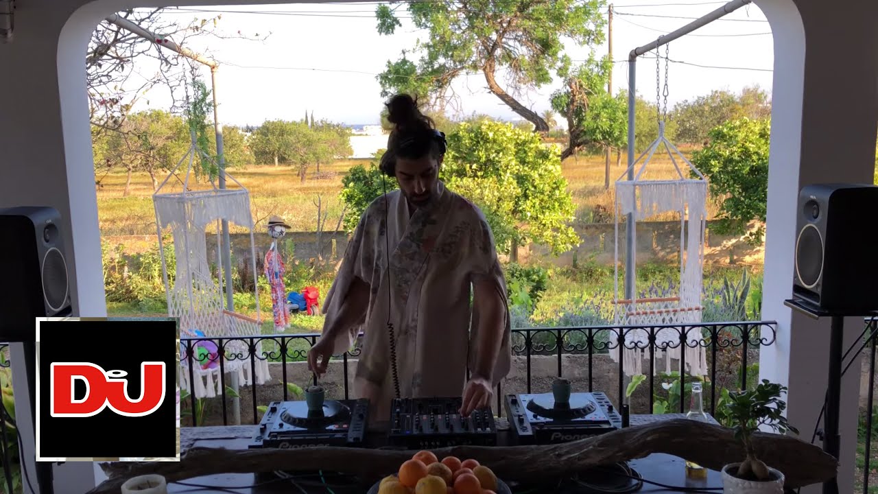 Alex Kennon Live From HIs Home - YouTube