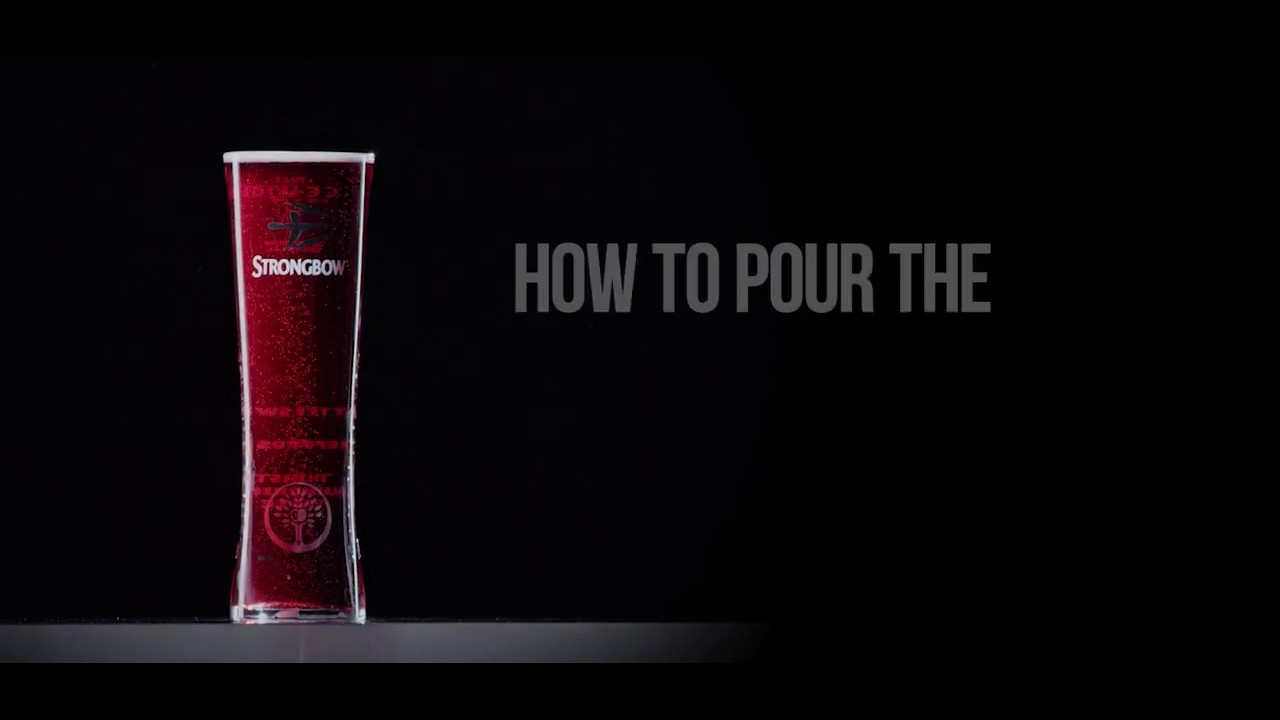 How to pour the perfect pint of Strongbow Dark Fruit - YouTube