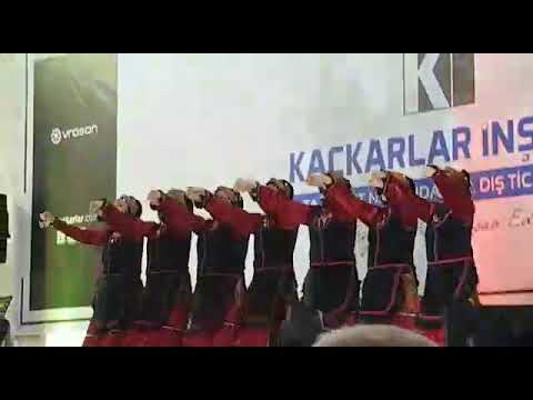 3. Kaçkarlar tulum ve horon şenliği rize kız ekibi