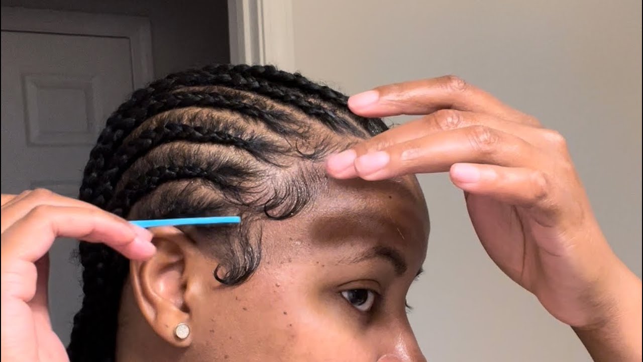 HOW TO DO FEED IN BRAIDS ON SHORT HAIR - YouTube