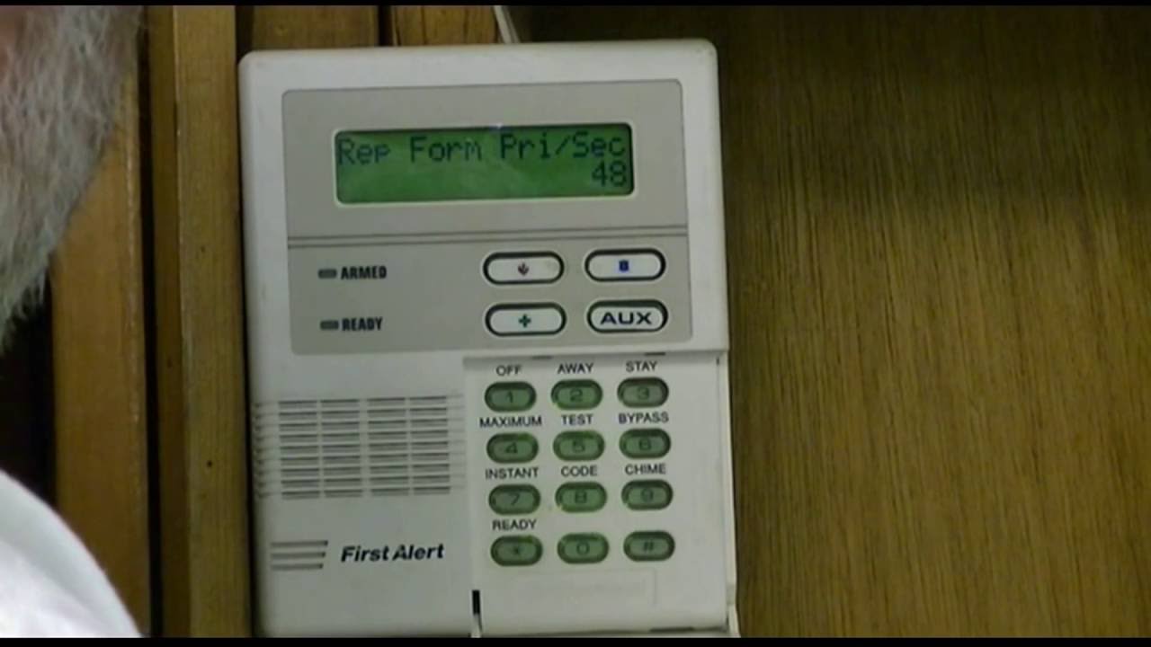 Ademco Vista 20SE Alarm Part 1 - Switching Alarm Companies - YouTube