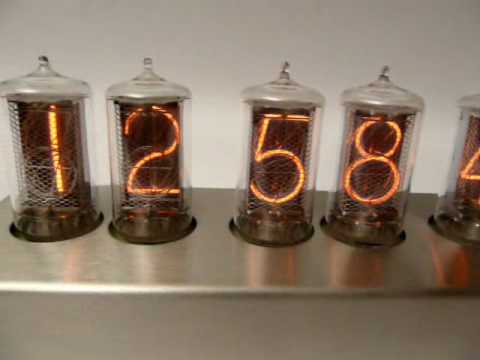 Nocrotec V600-NT Nixie Tube Clock Demo - YouTube