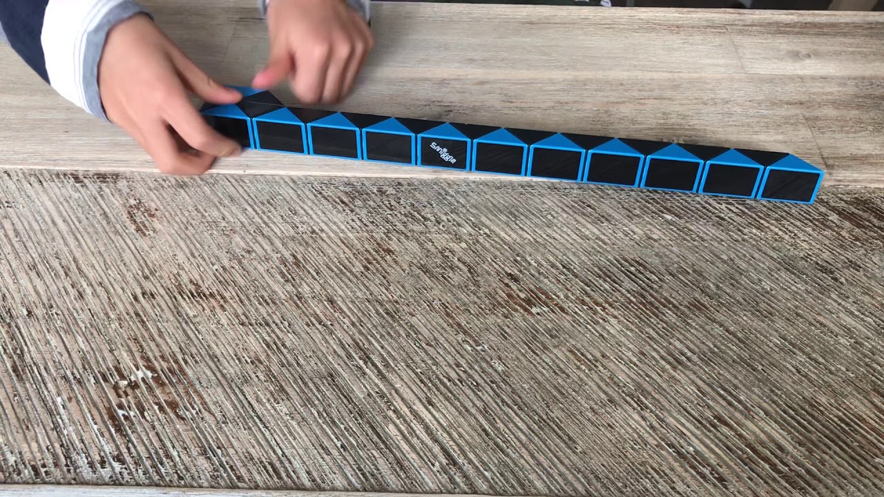 Smiggle puzzle snake How to make a gun - YouTube