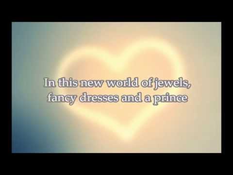 The Selection Book Trailer - YouTube