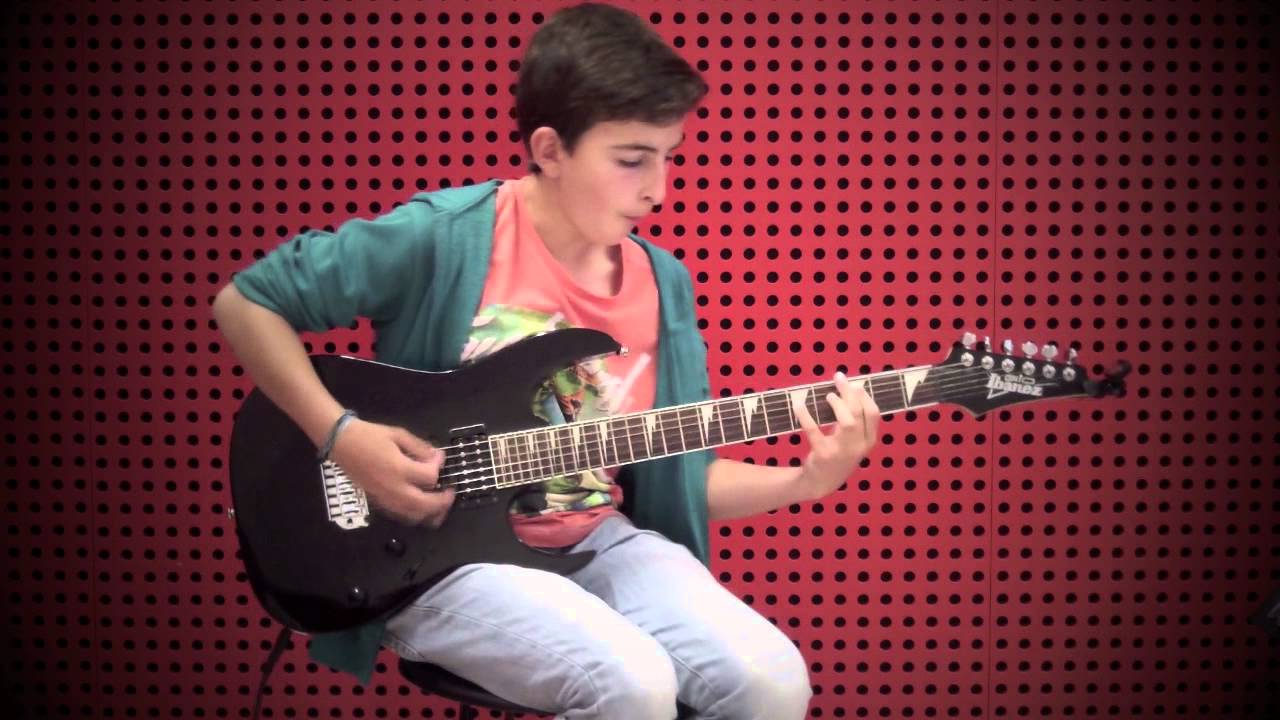 Top 5 Riffs - Tiago Garcia - YouTube