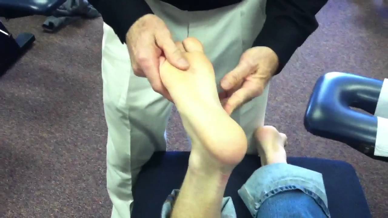 Extremity Adjusting Dr Fehl Foot Adjustment - YouTube