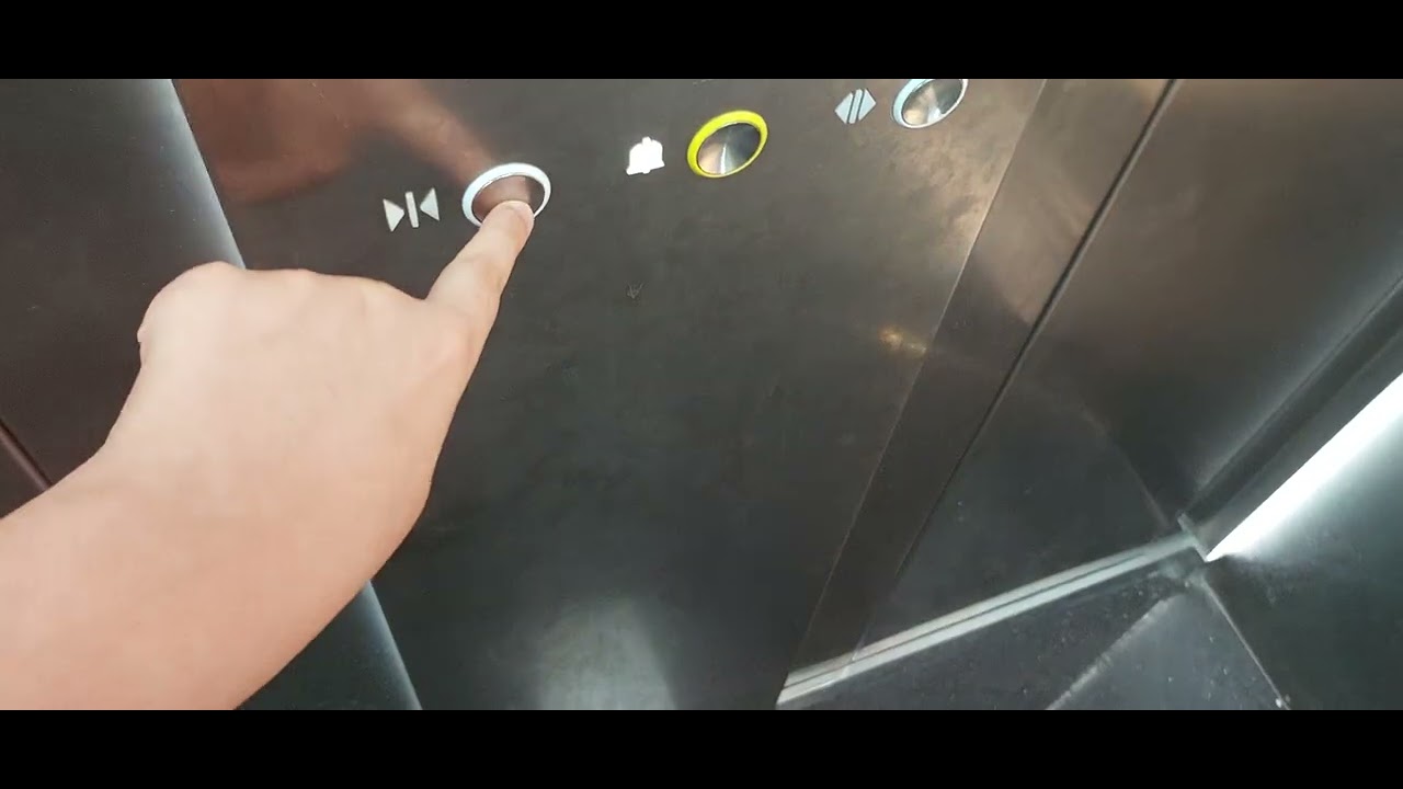 2022 OTIS GeN360 Lift | LC WAIKIKI, Senzo Mall, Hurghada, Egypt - YouTube