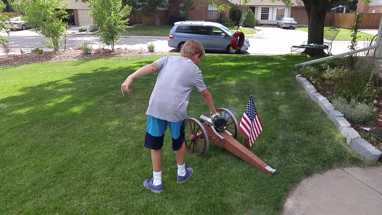 4th of July Cannon - YouTube