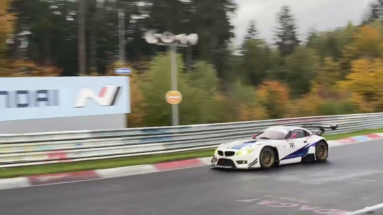 BMW Z4 GT3 VLN NLS Test Nürburgring Nordschleife - YouTube