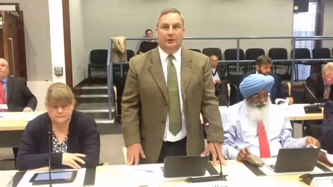 Gravesham Borough council meeting 28 June 2016 - YouTube