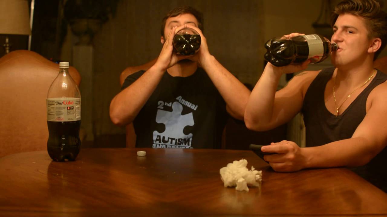 2 Liter Diet Coke NO BURP CHUG Challenge - YouTube