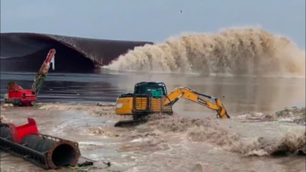 Tsunami River Tidal Waves Seven Ghost ( Tidal Bore ) Riau 12 Januari ...