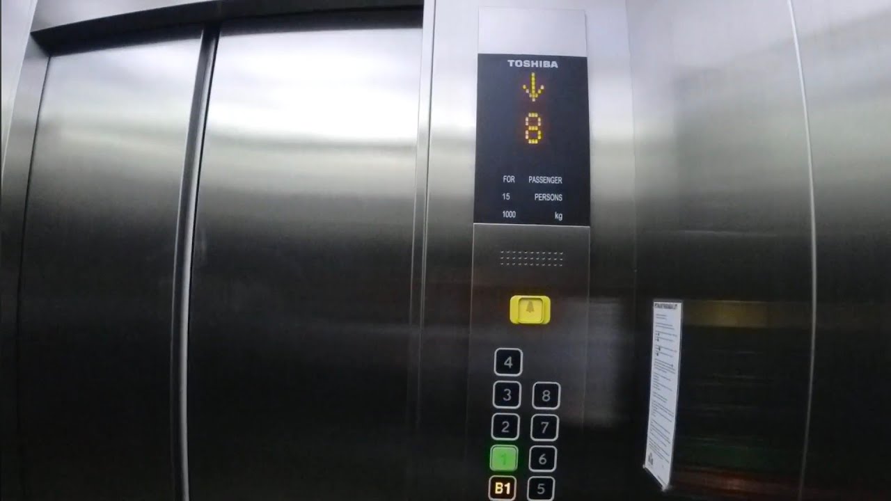 Toshiba Elevator/ Lift with Rare Button at Bank Mayora Tomang, Jakarta ...