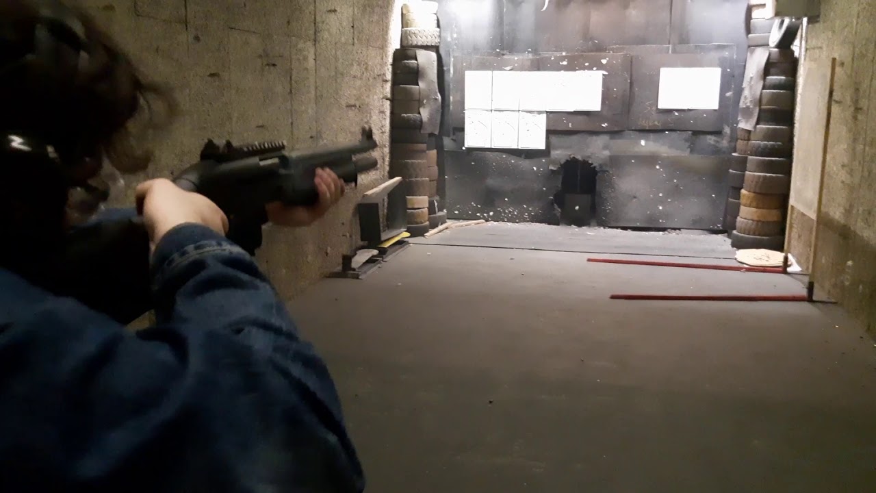 Benelli M2, 12 gauge 2¾ inch lead birdshot - YouTube