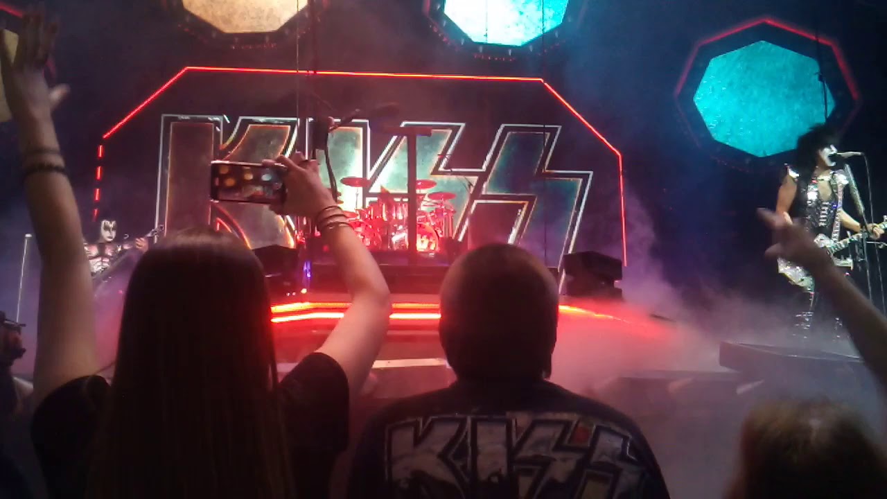 Kiss concert 2020 Last Concert Ever Tour. - YouTube