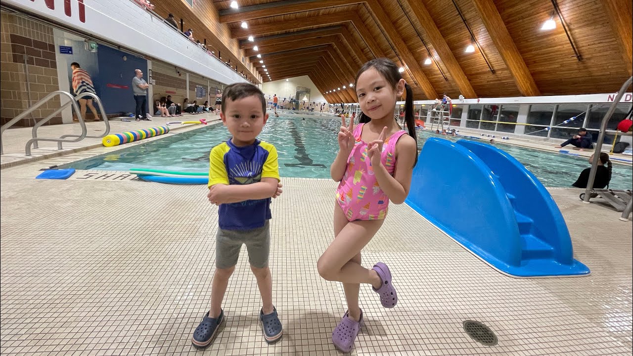 Levi and Malia’s Swimming Lessons #SevenOaksPool #winnipeg #swimming # ...