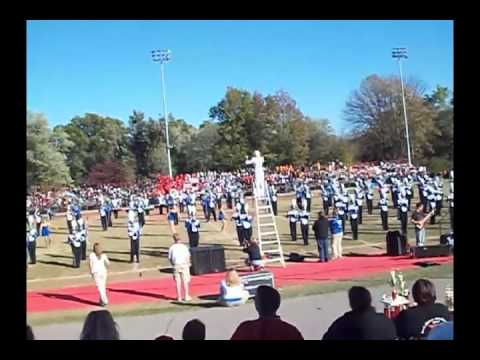 Queen Marching Band Show