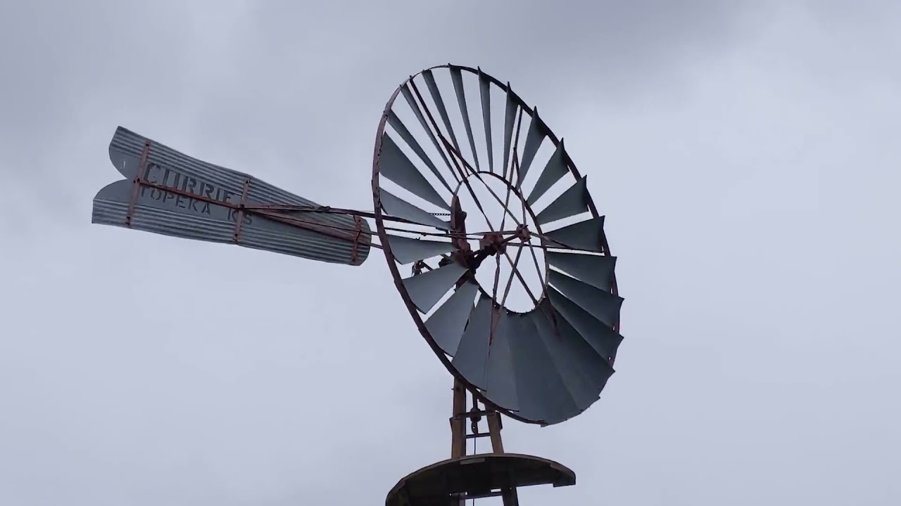 The eerie sounds of an old windmill - YouTube