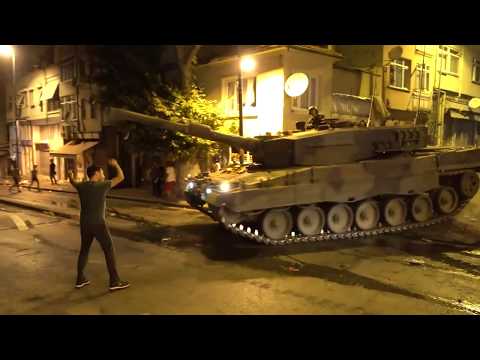 Üsküdar Çevik Kuvvet Şube Müdürlüğü Önü - 15 Temmuz Darbe Gİrişimi