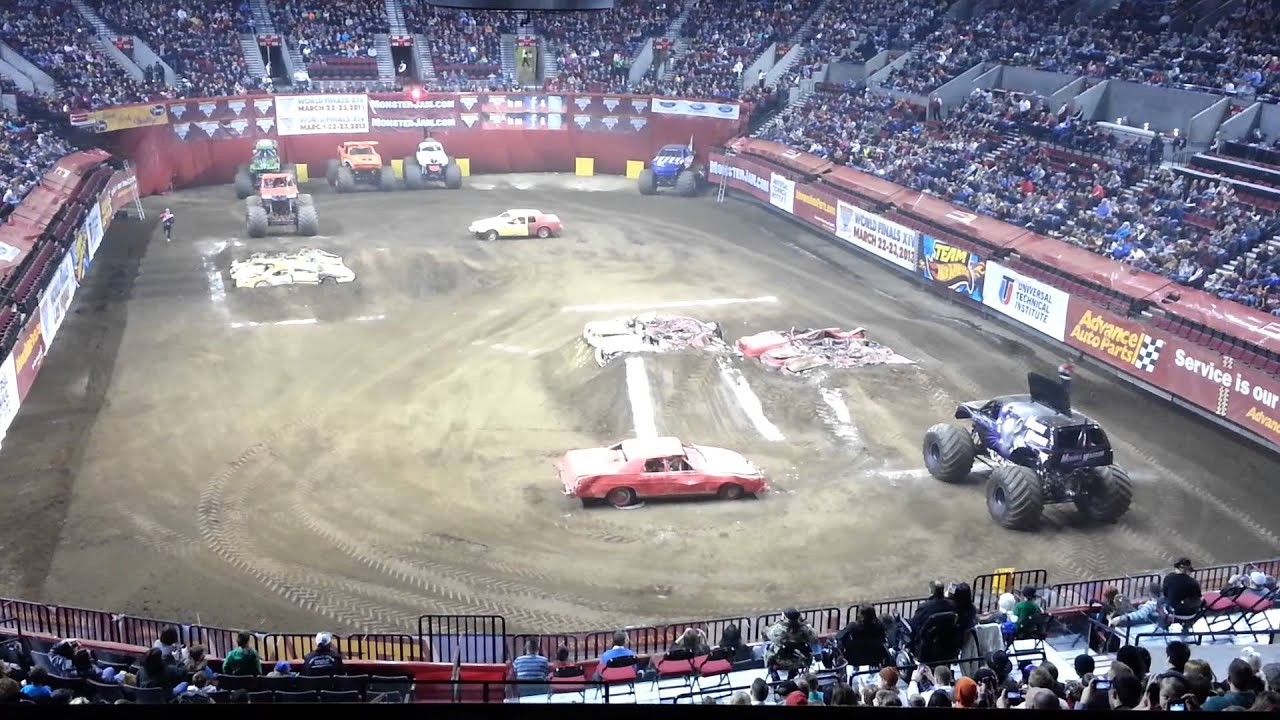 Monster Jam: Round 1 at The Rose Garden Arena - YouTube