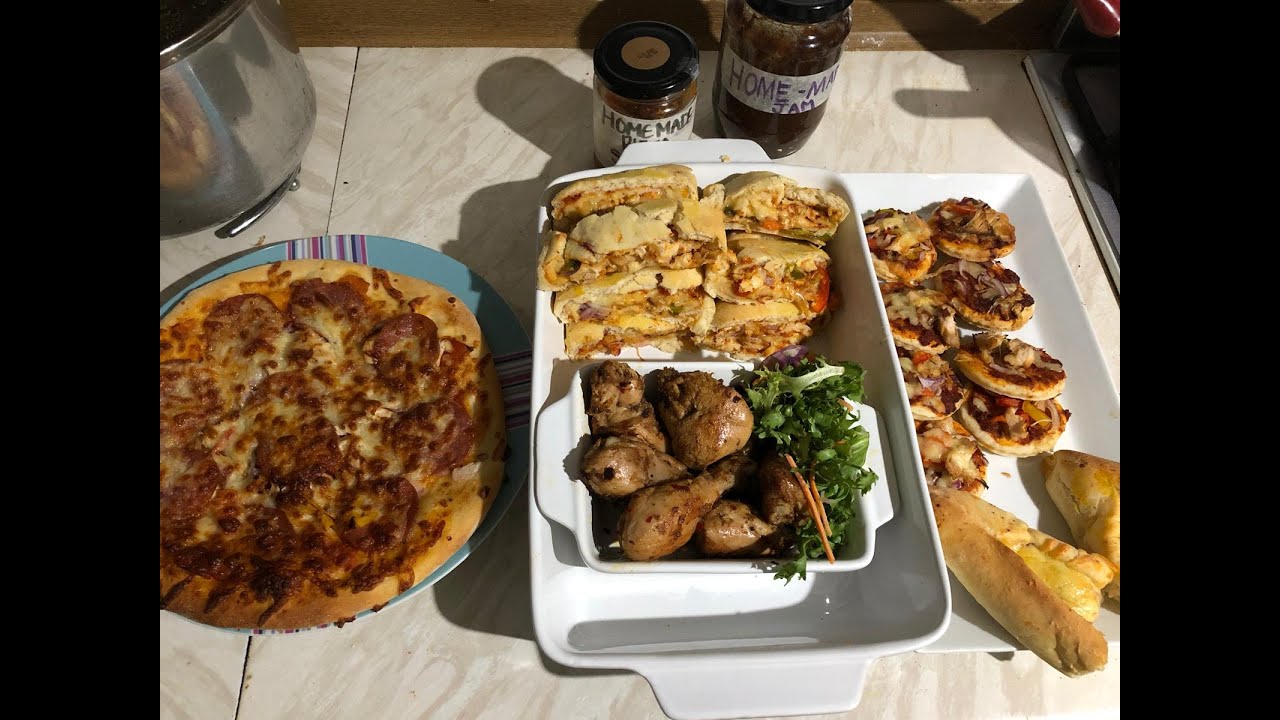 Party time pizza and chicken - YouTube