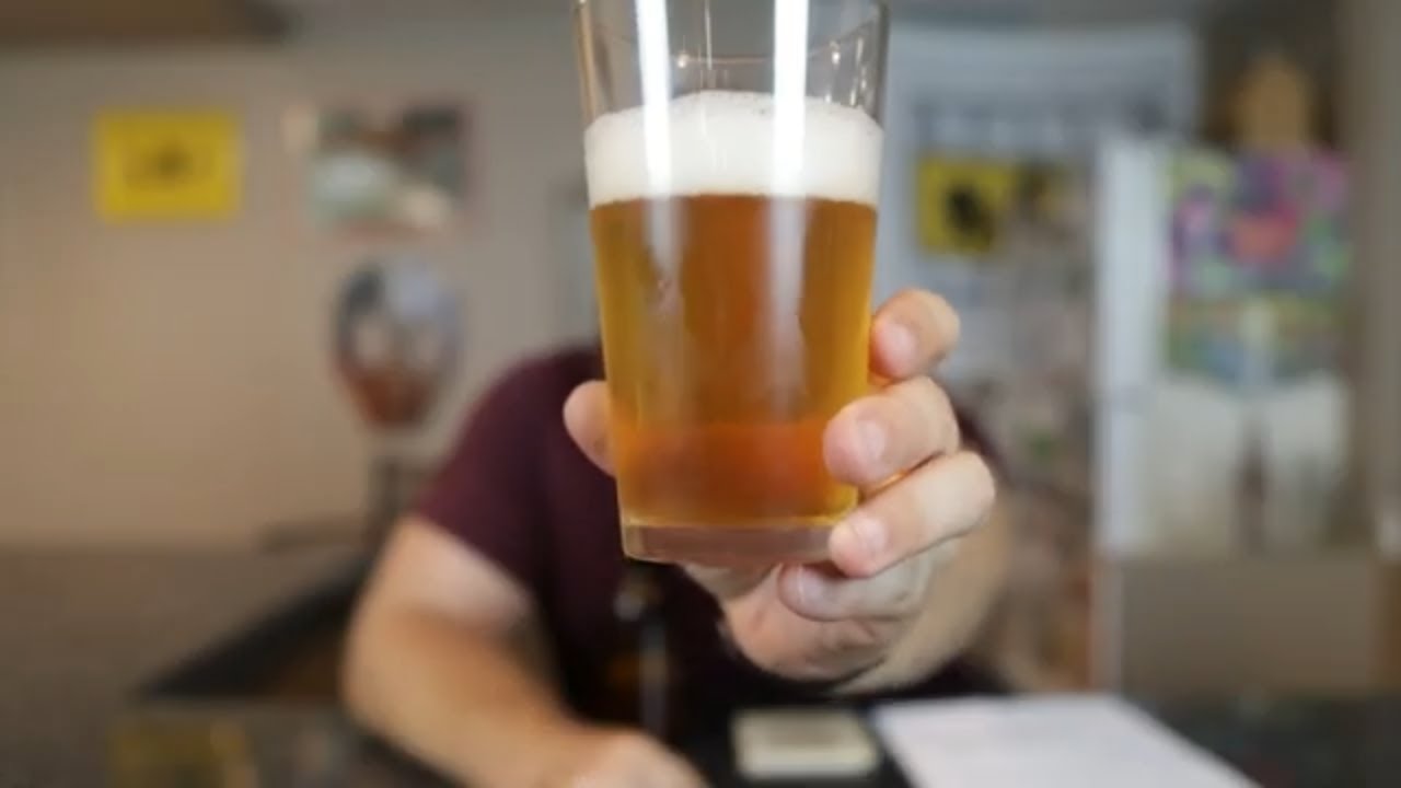 SMaSH Beer Tasting 2 Golden Promise With BRU-1 Hops - YouTube