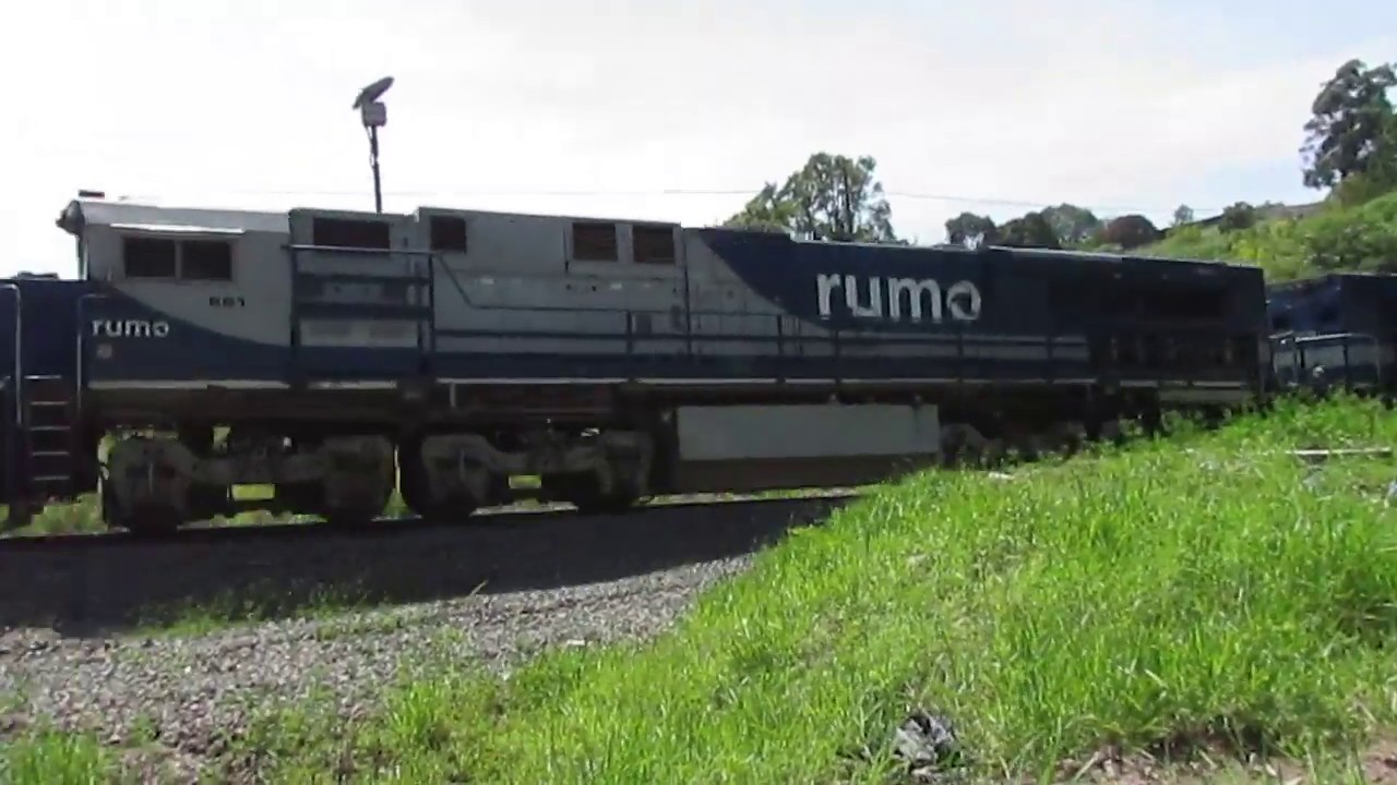 Trem com dupla ES43BBi RUMO e SD40-2 ALL - YouTube