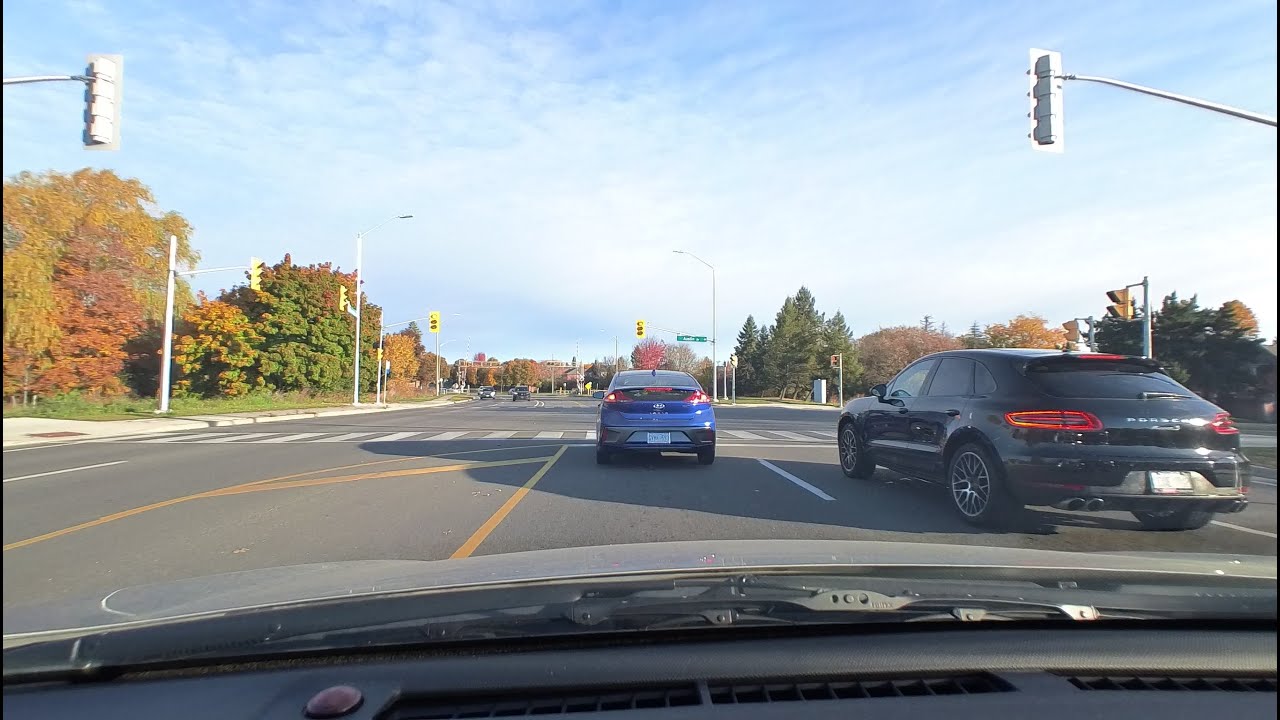 🍂 Autumn Drive Through Toronto: A Scenic Journey from Scarborough to ...