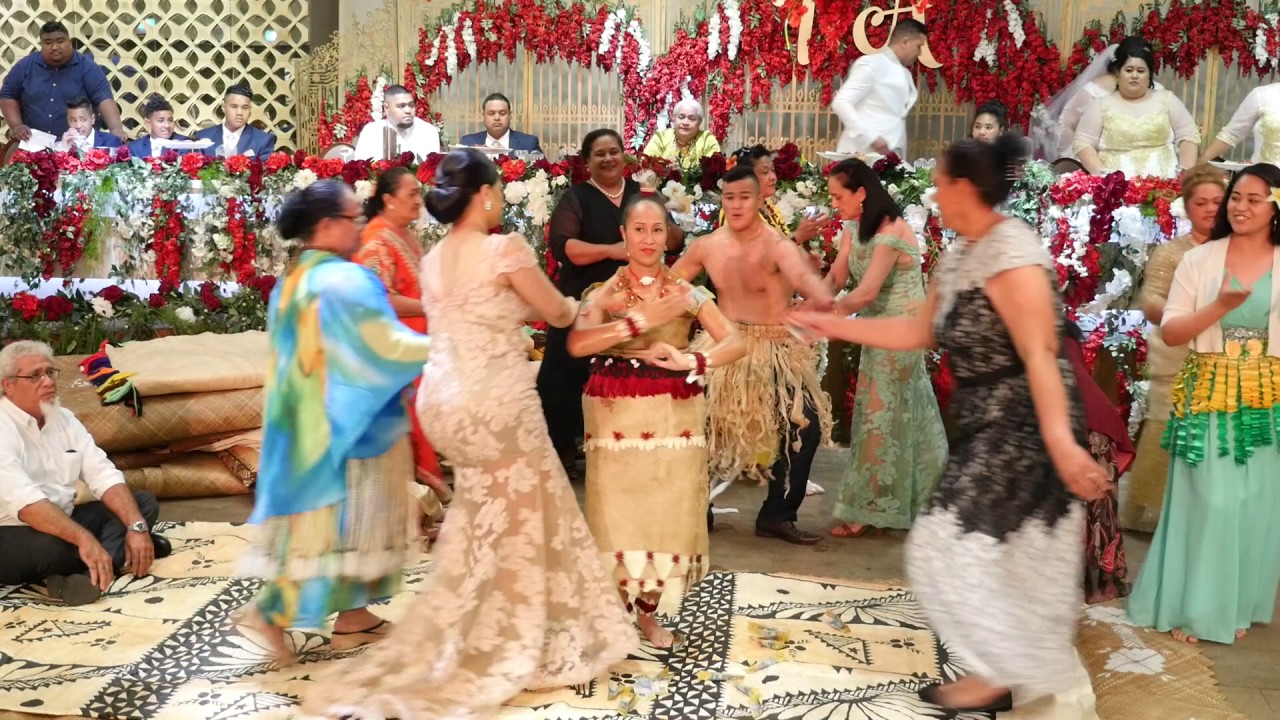 Tau'olunga #1 of #15 - YouTube