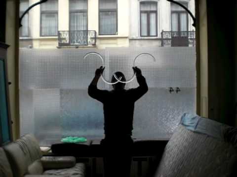 Moon manipulating "Moogeng" in Bruxelles - YouTube