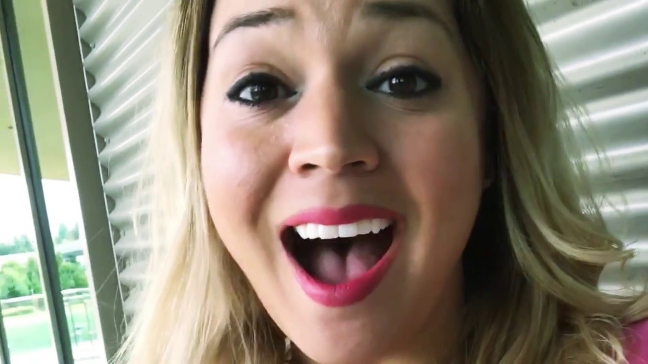 Miri Rodriguez- Storytelling: The one thing AI can't do - YouTube