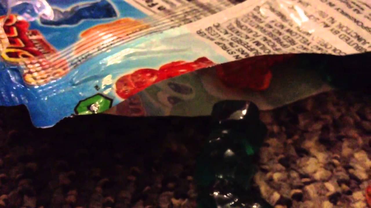 Super Mario 3-dees gummies - YouTube
