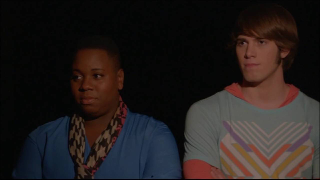 Glee - New directions sneak on stage before nationals 5x11 - YouTube