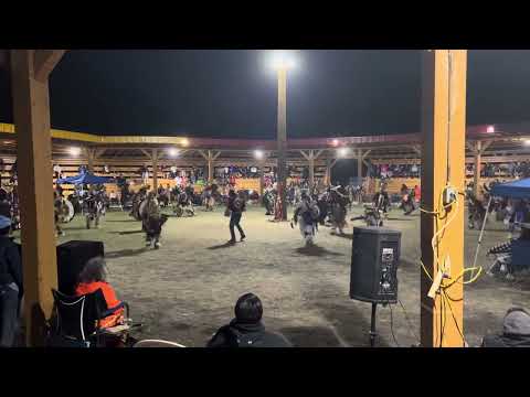 Waywayseecappo pow wow 2023 - YouTube