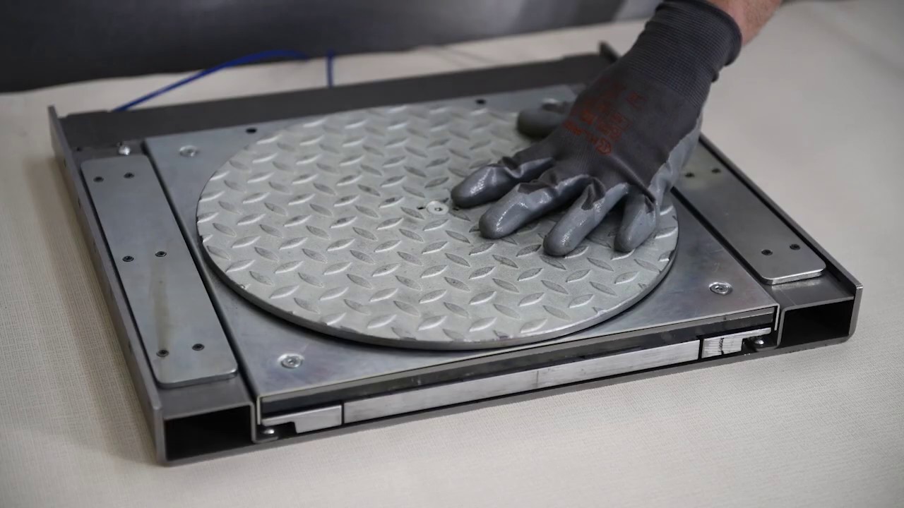 Piatti a bloccaggio pneumatico per ROC in spinta Turntables with ...