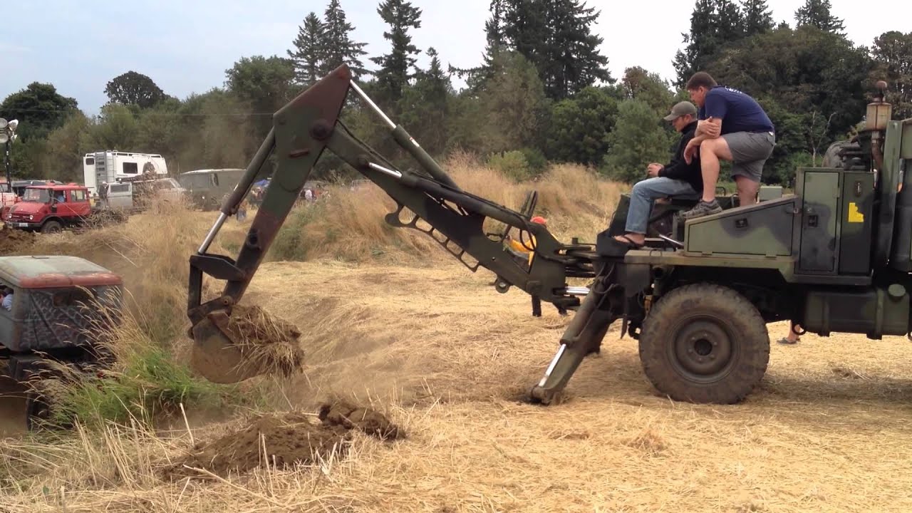 Mog tractor in action. - YouTube