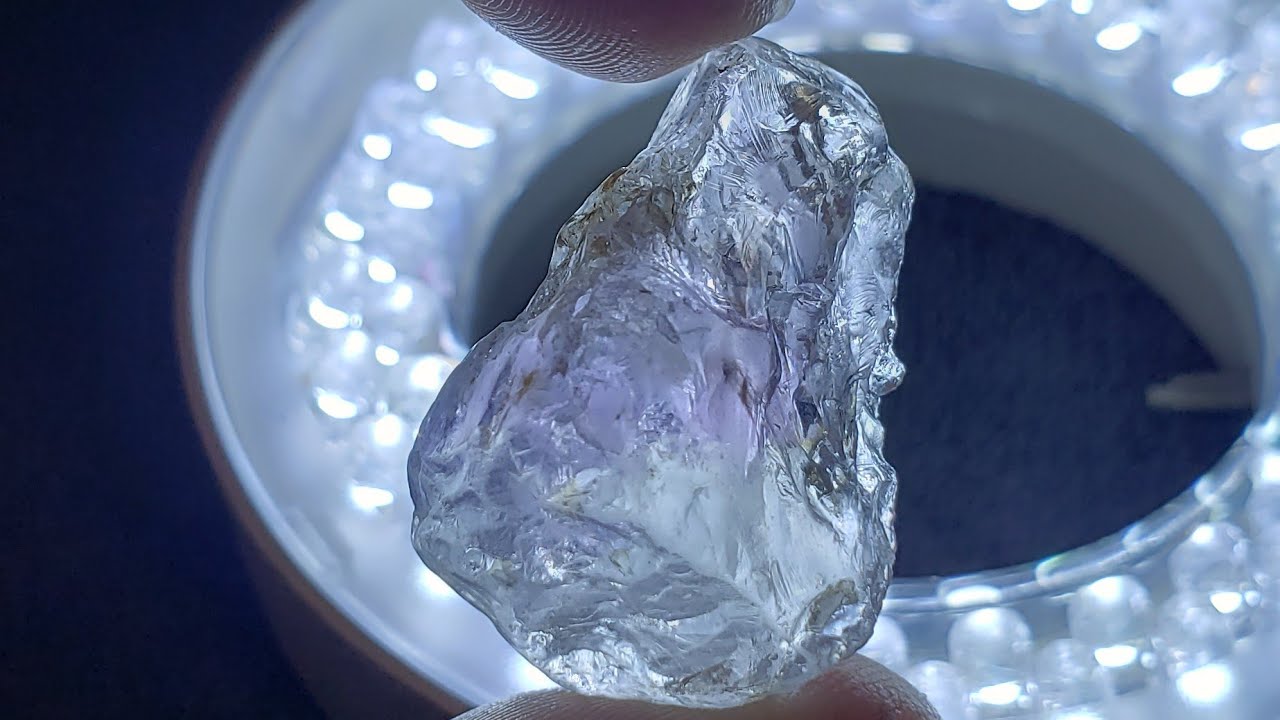 Taaffeite gemstone natural uncut p#96 - YouTube