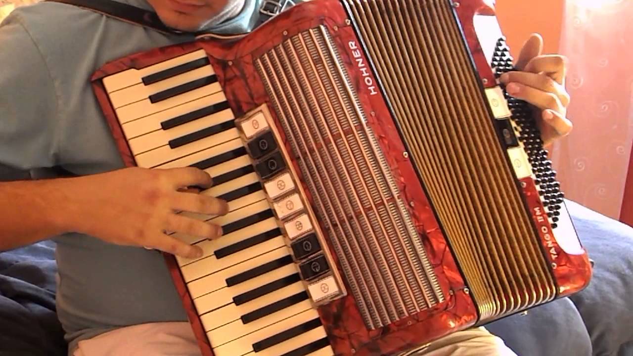 acordeon hohner tango iim impecable en venta!!!! - YouTube