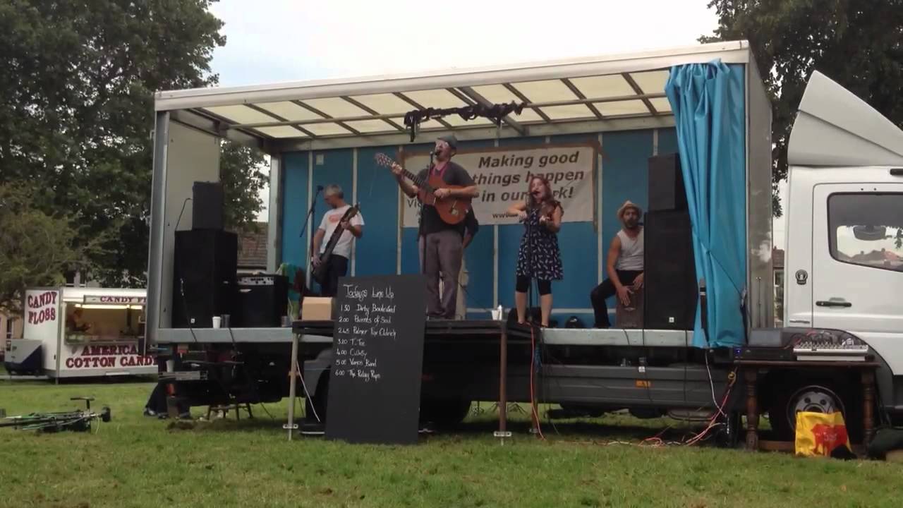 Vamos Band at Victoria Park Fun Day - YouTube