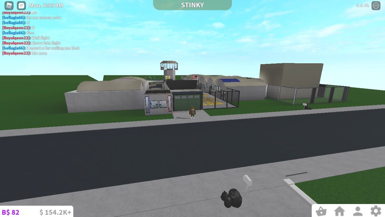 Army Base tour (Bloxburg) - YouTube