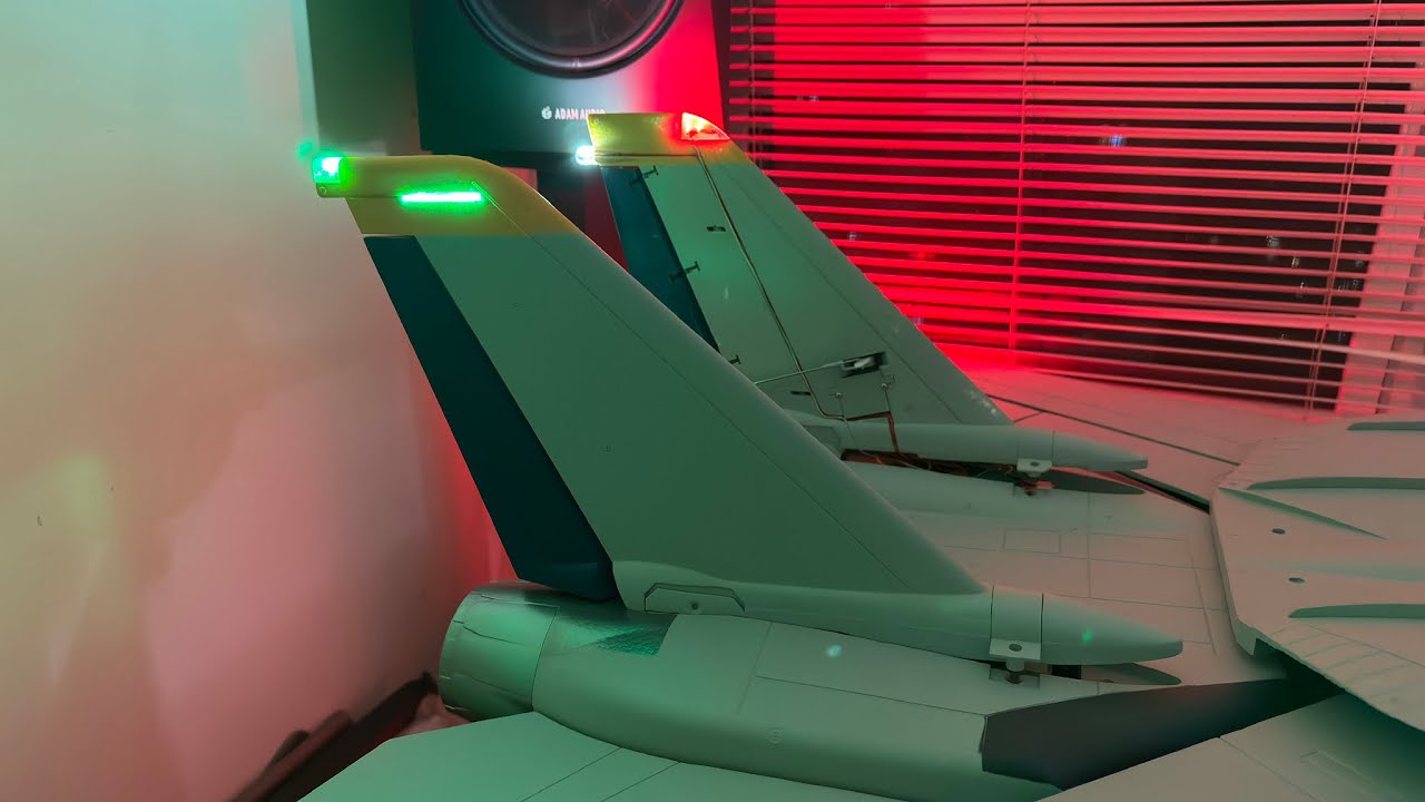Freewing F14 VF-114 scheme change - Fomation lights adding - YouTube