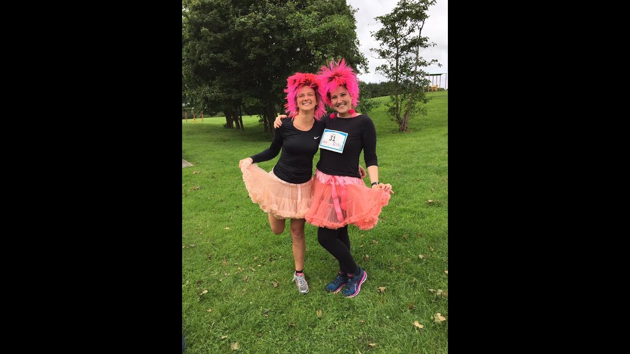 Headless Chicken running - YouTube