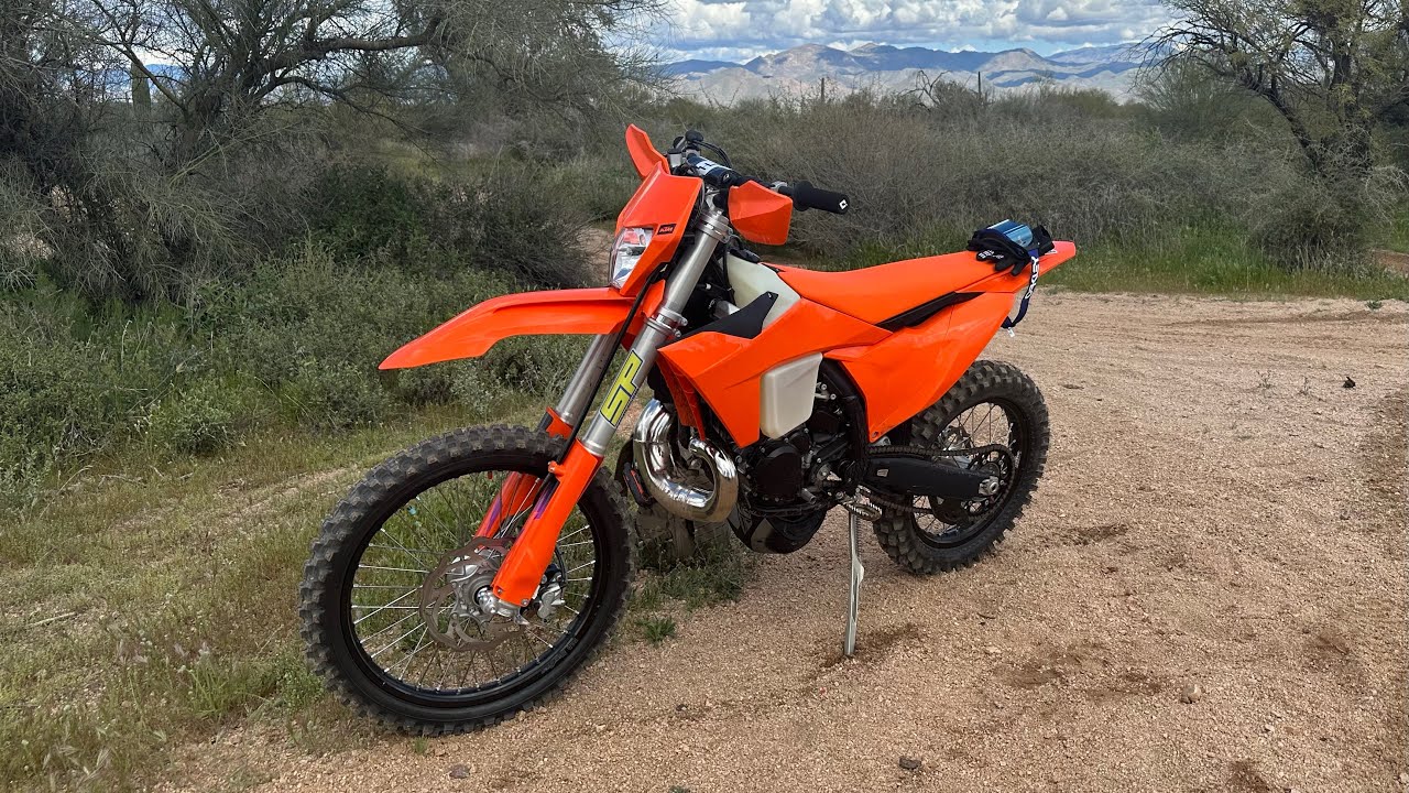 2024 KTM 300 XC-W Review. This Chassis is Amazing! - YouTube